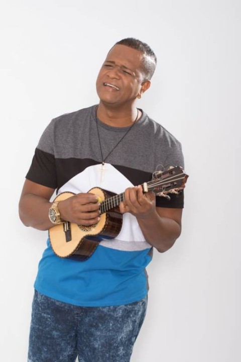 Cantor e compositor Charlles André lança EP nas plataformas digitais e ...
